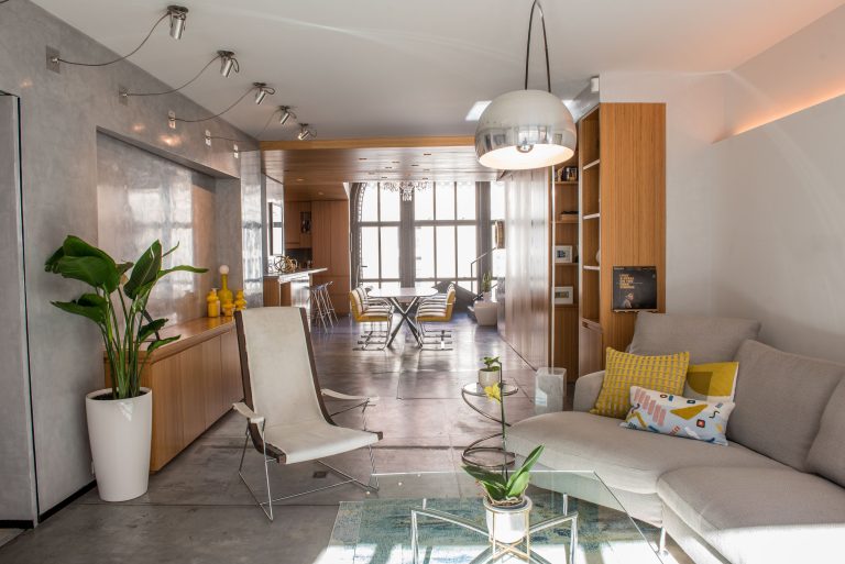 Unveiling the Allure of a 17-Foot Ceiling for Your Space: Embrace Grandeur